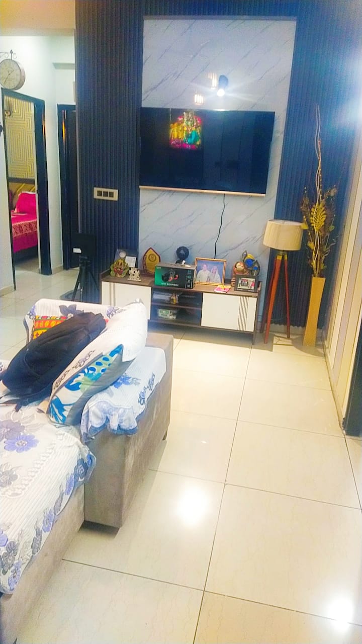 Comfortable 2+1 Bhk Apartment For Families - Ghaziabad