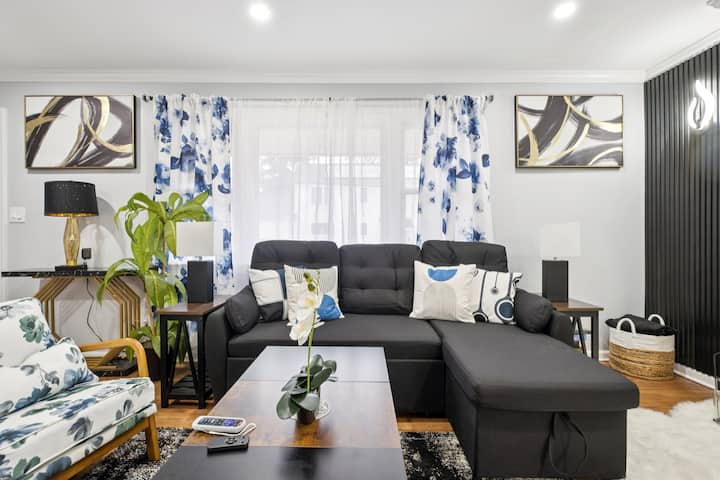 Elegant 4br Retreat In Lawrence Twp Near Colleges - Trenton, NJ