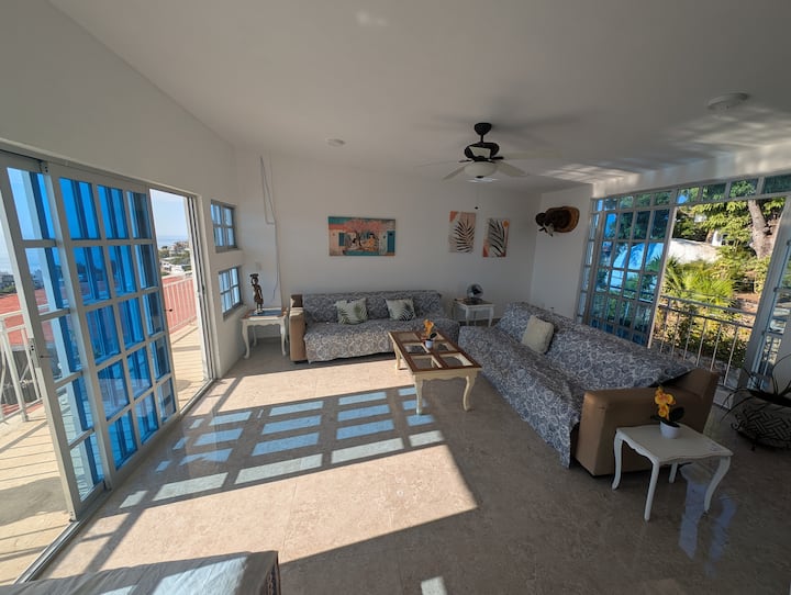 Amplio Depa • Vista Al Mar | 3 Recámaras 4 Camas - Acapulco