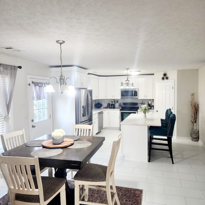 Space Place - Auburn, GA