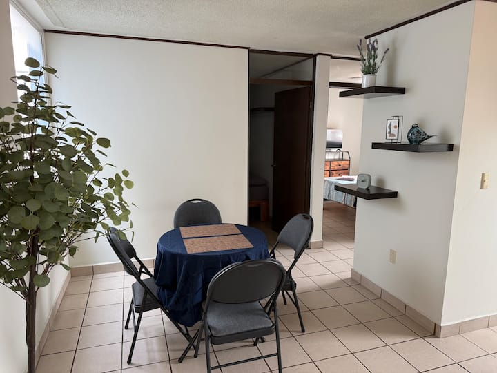 Depa 2 Cuartos + Cochera Privada Chapultepec. - Morelia