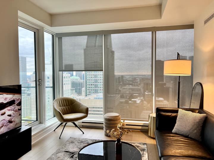 46th-floor High-end Downtown Condo - Lasalle