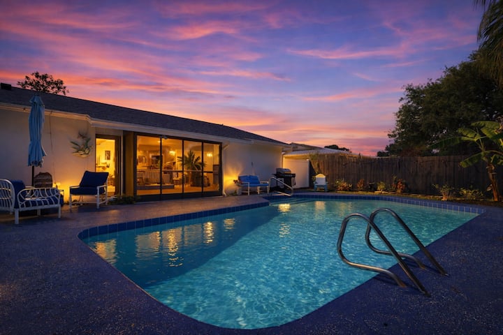 12minstomelbbeach|poolsunroom|kingbed - Palm Bay