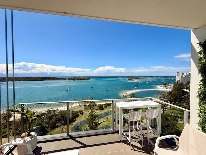 Vitamin Sea – Your Luxury Coastal Getaway. - Gold Coast