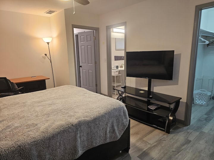 Room 3: Relaxing Home. - Longmont, CO