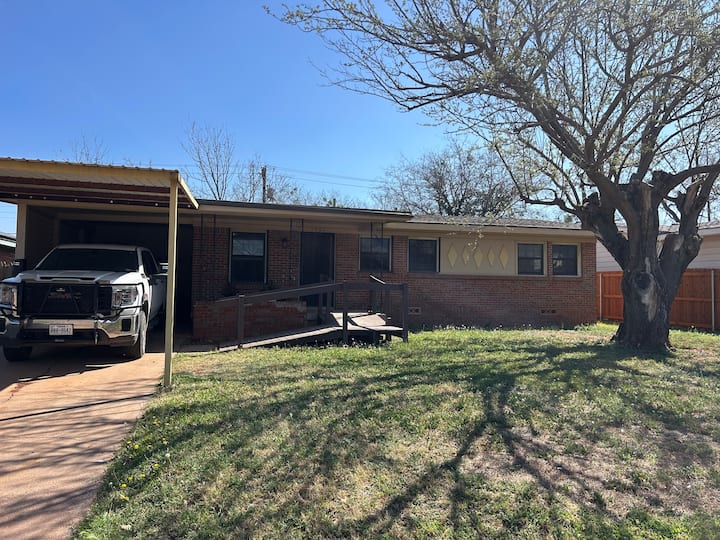 The Heritage Retreat - Abilene, TX