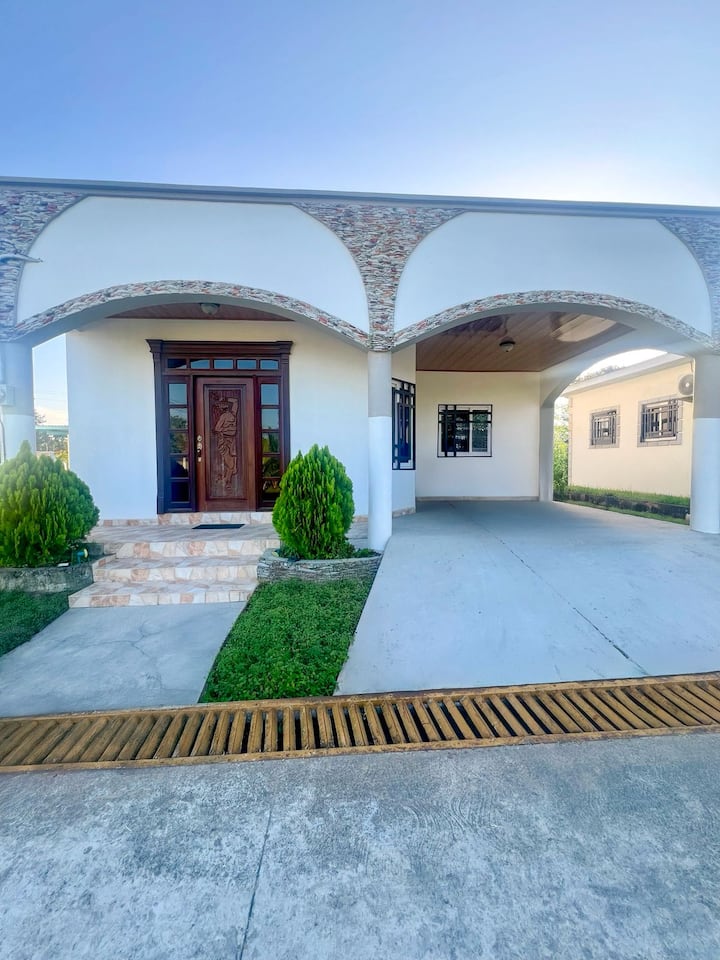 Escapada Tranquila Con Piscina. - Puerto Cortés