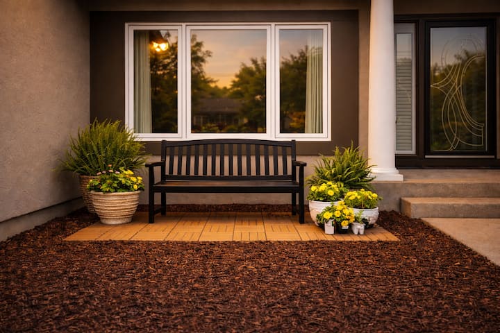 Sunny Kc Home W/ Backyard Views – World Cup Ready - Parkville, MO