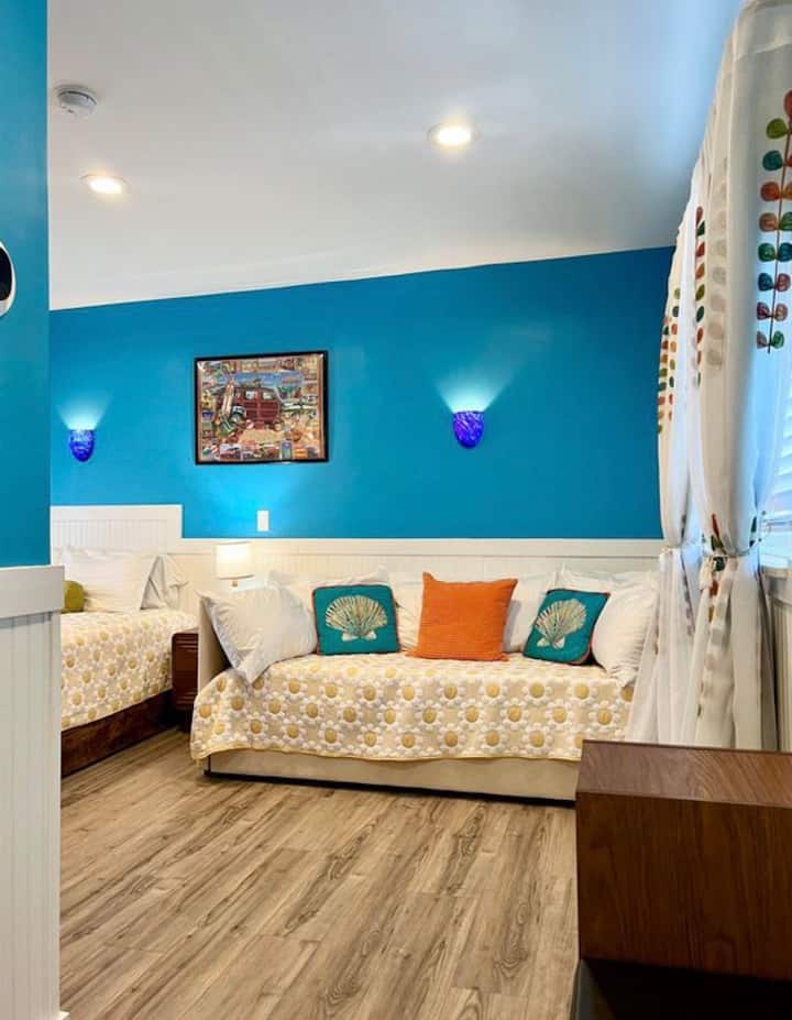 *Retro Ww Crest Ocean View Studio Condo W/ A Pool - Stone Harbor, NJ