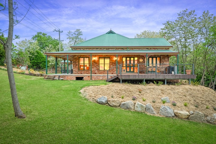 Charming Country Retreat In Central Wodonga - Albury