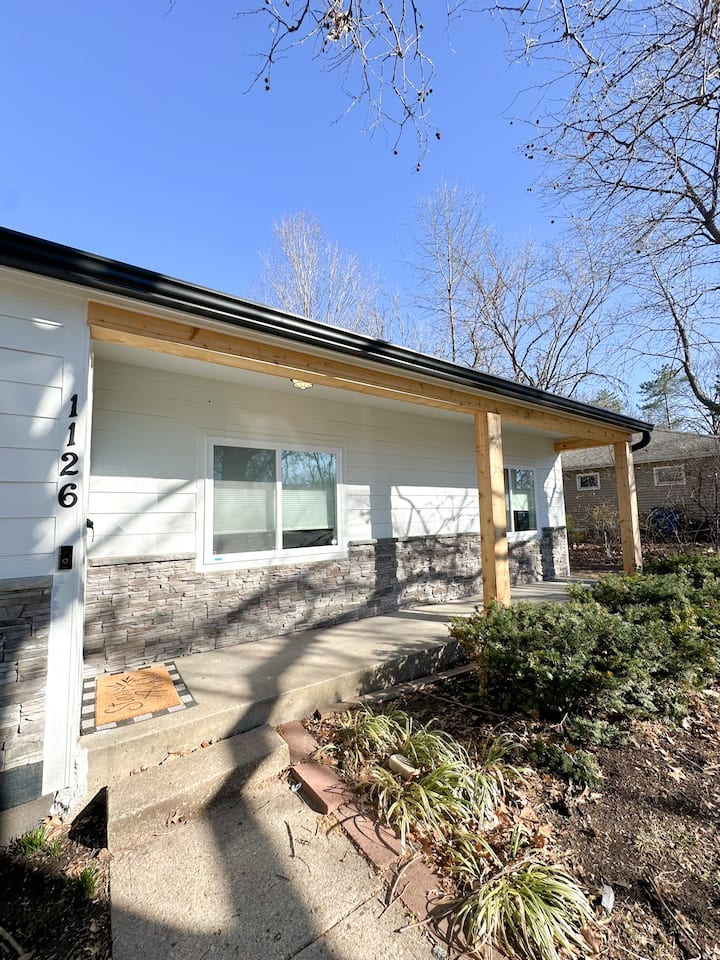 The Jayhawks Nest - Clinton State Park, Lawrence