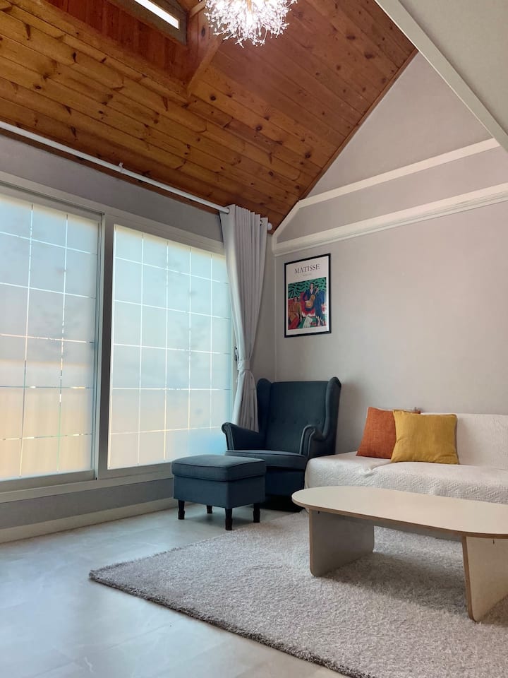 공항철도 /검암역도보/인천공항25분/서울역35분/홍대입구30분/가족여행/방4개/10인숙소 - Incheon