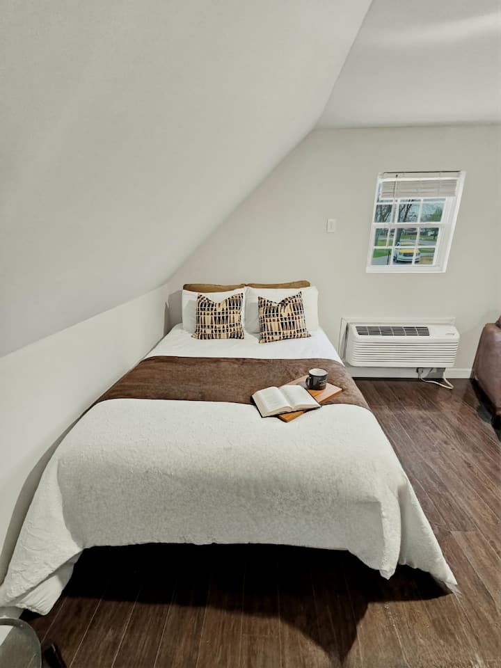 Private Studio In The Heart Of Hendersonville - Old Hickory Lake, TN