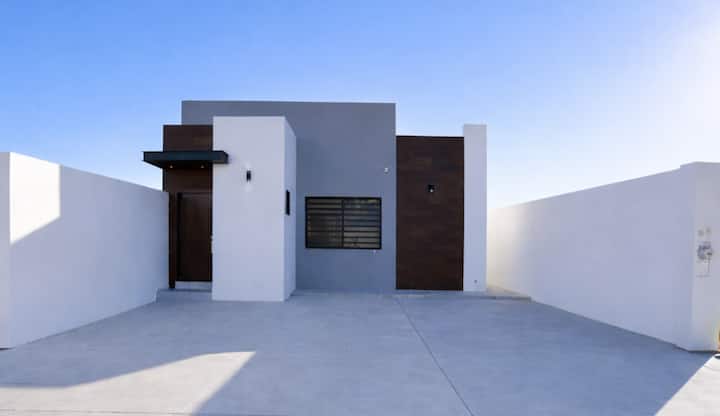 Casa Nueva Moderna | Cerca Del Consulado | 3 Rec. - Nogales, Mexico