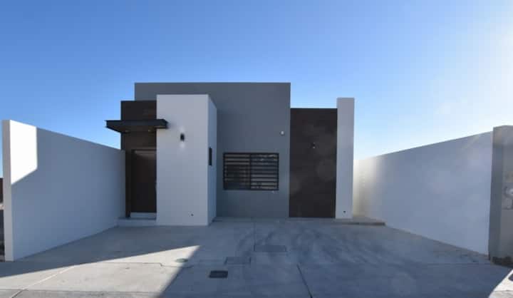 Casa Nueva Moderna | Cerca Del Consulado | 3 Rec. - Nogales, Mexico