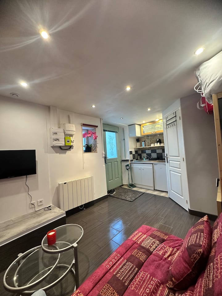 Appartement Paisible Centre-ville Au Pied Du Parc - Rambouillet