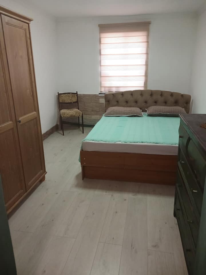 Villa Maple Leaf - Bishkek