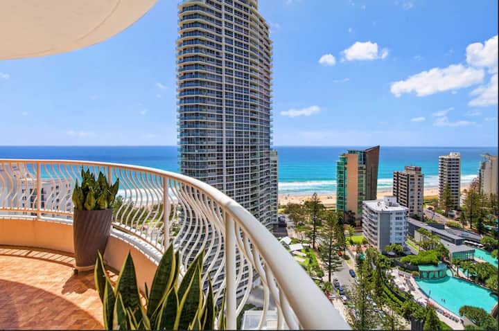 Oceanview Apartment With Wrap-around Balcony - 서퍼스 파라다이스