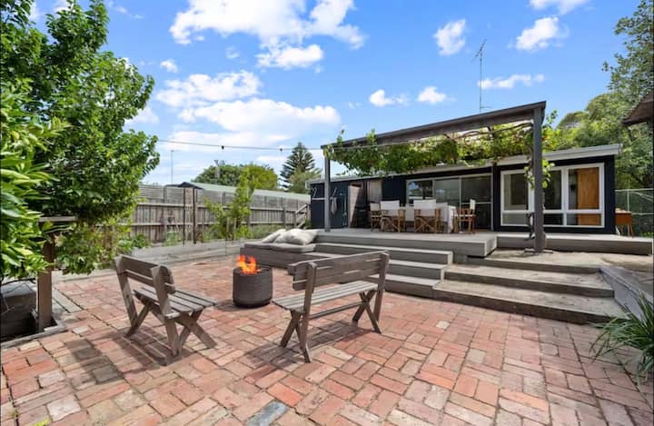 Inverloch Surf Side Charmer - Inverloch