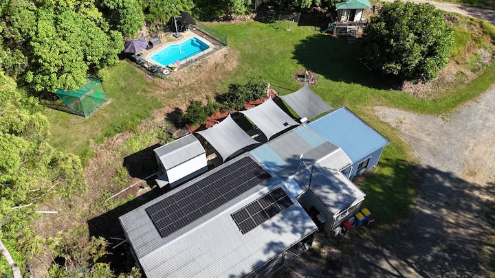 Cottage Retreat On Acreage - Cape Hillsborough National Park