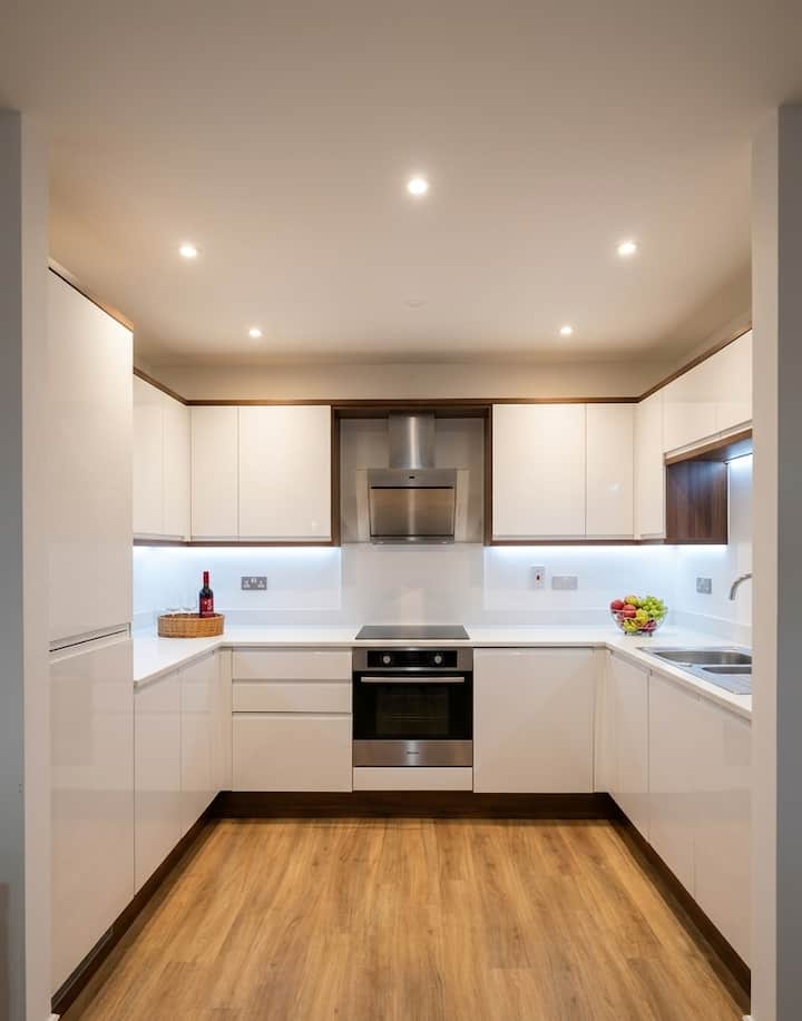 Modern 1 Bed Apartment Near Luton Airport - Luton