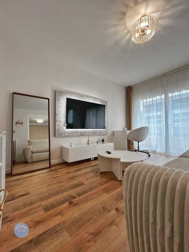 Appart' Cosy | Loggia & Balcon | Lit Queen Size - Aurillac