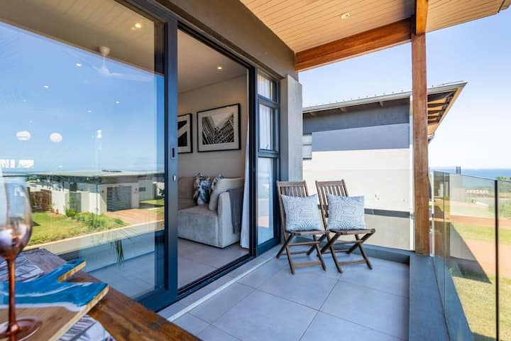 Salta Sibaya Stay • Pools, Padel & Sea Views - Umhlanga