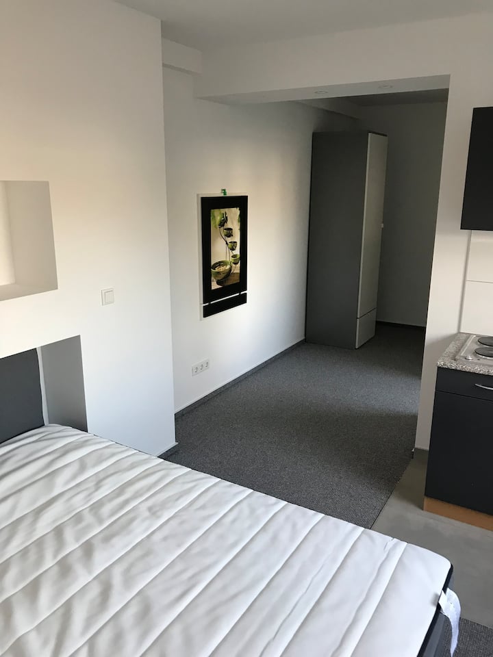 Kleines Apartment In Einem Bürogebäude. - Garbsen