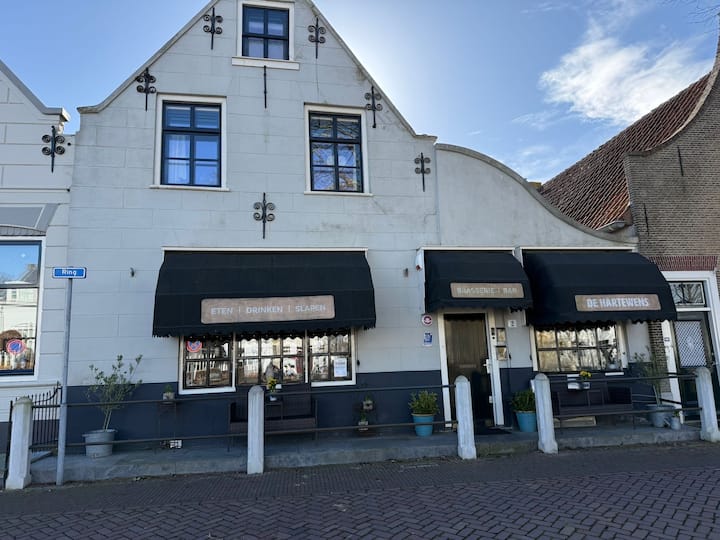 De Hartewens - Middelharnis