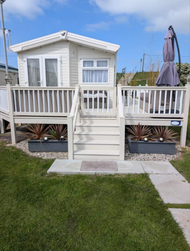 Charming Caravan In Seasalter Whistable Sleeping 6 - Isle of Sheppey