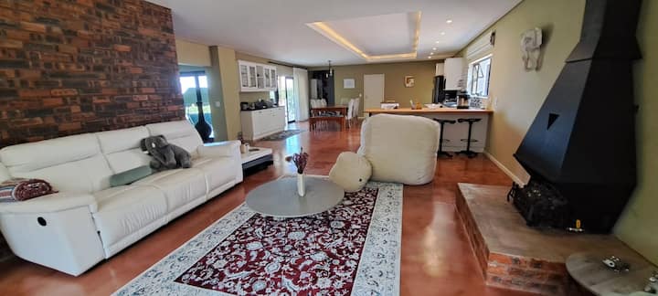 Space And Style: Relaxing Sanctuary Home In Howick - Howick