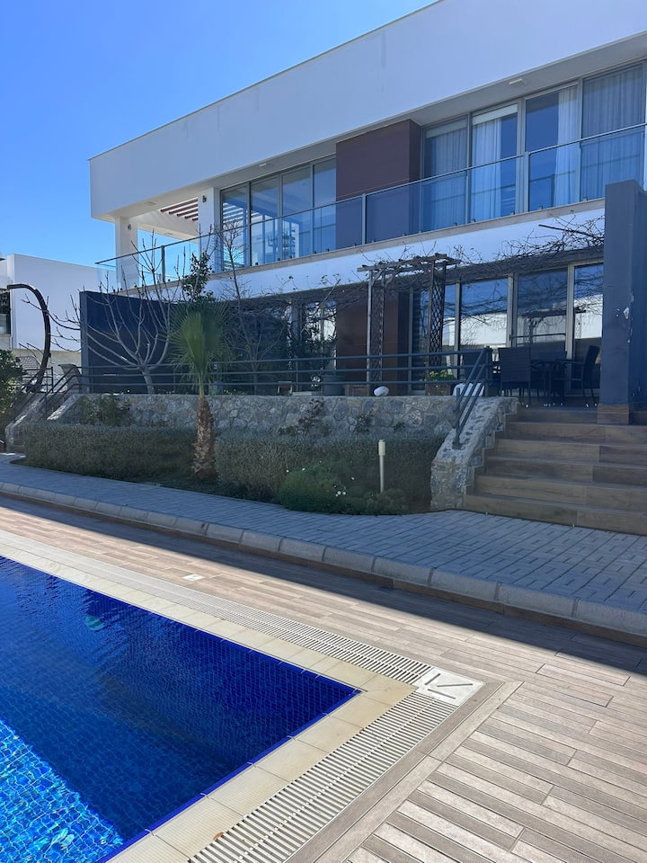 Merit Otel Ve Casinolara Yakın Tatil Evimiz - Girne