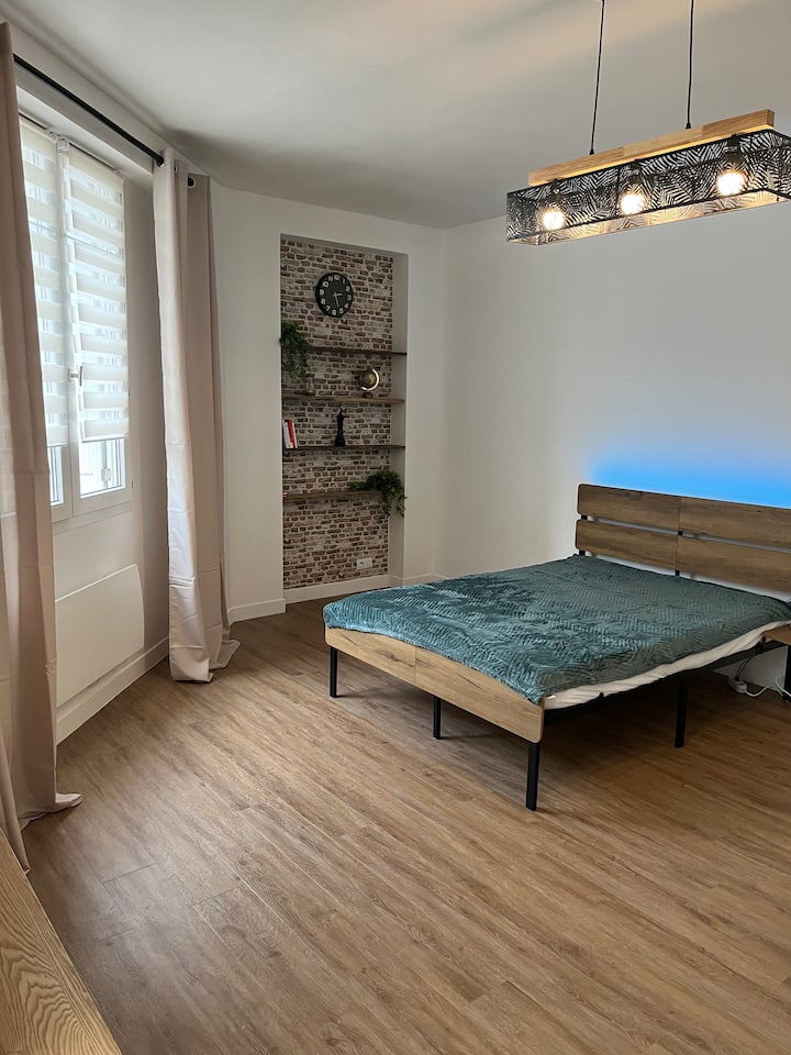 Studio Moderne En Rez-de-chaussée - Fougères