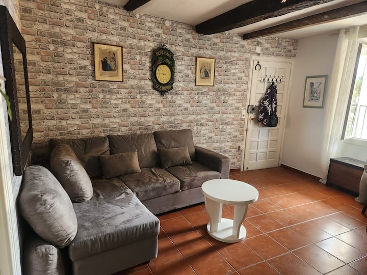 Appartement : Bonheur Au Bord De Mer Pour Vacances - Menton