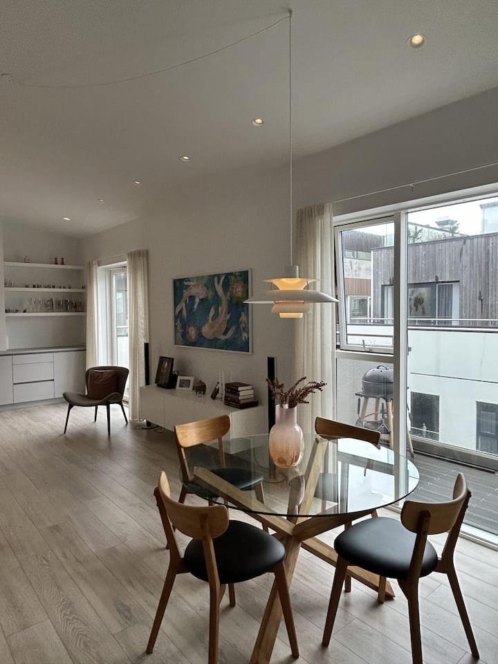 Stylish Downtown 101 Apartment - Greenland