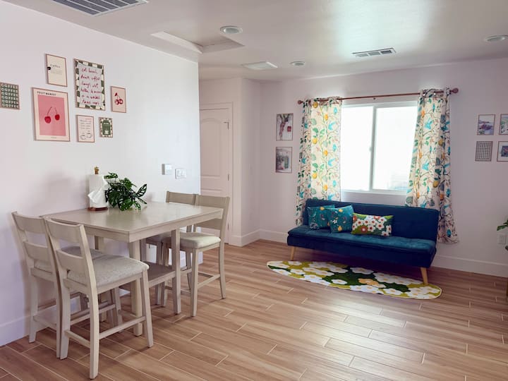 Private Guesthouse - 1br - 2 Beds - Central Oc - Stanton, CA