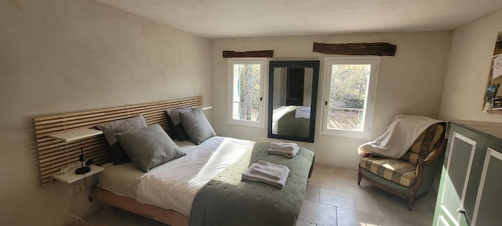 Chambre D'hôtes En Luberon Le Jas Des Terres Ocres - Apt