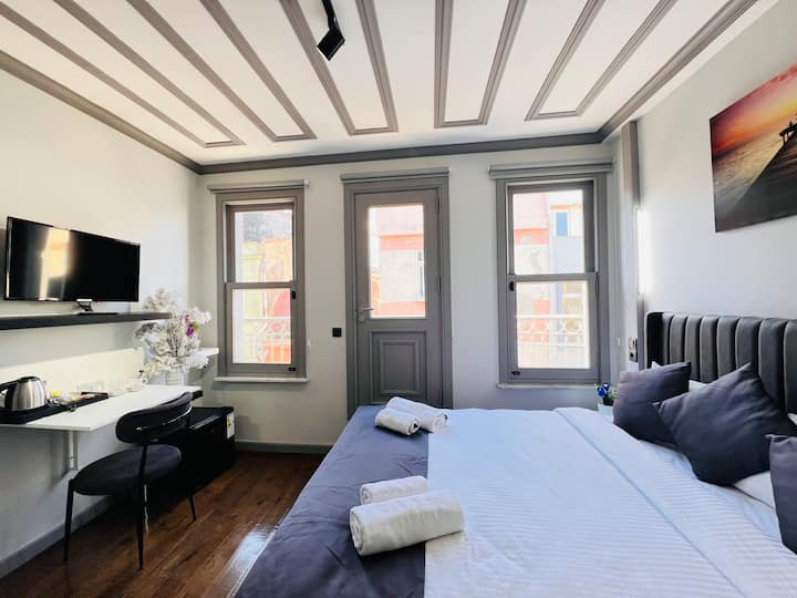 Modern Boutique Room 410 In Fatih - İstanbul