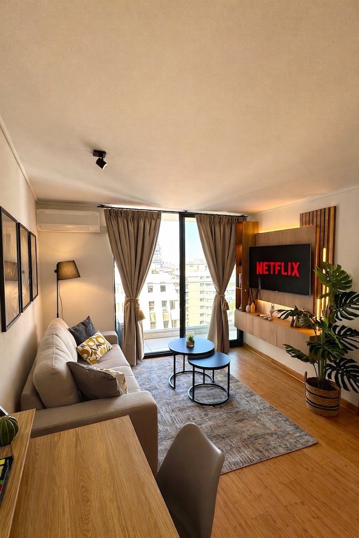 Stylish Las Condes Apartment | Terrace + Parking - Las Condes