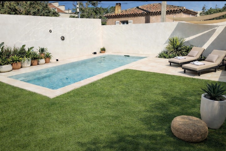 Superbe Villa Avec Piscine Et Jardin Privé - Marseille