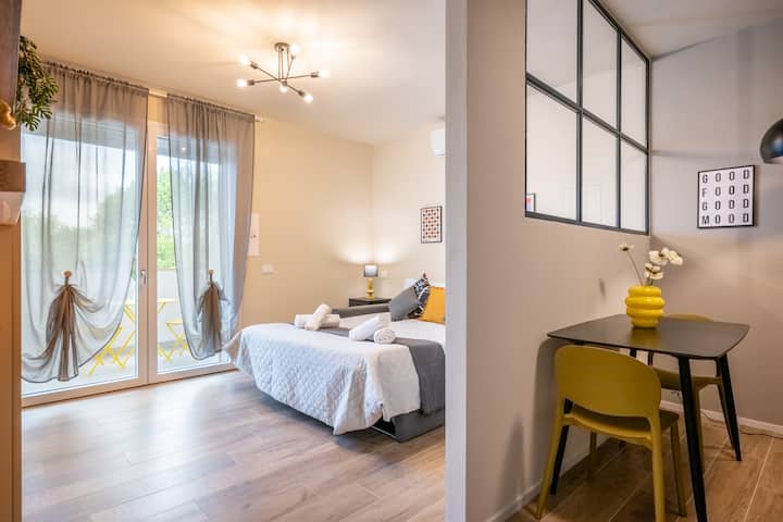 Nuovo - 900m Dalla Torre - Park Privato - Balcone - Pise