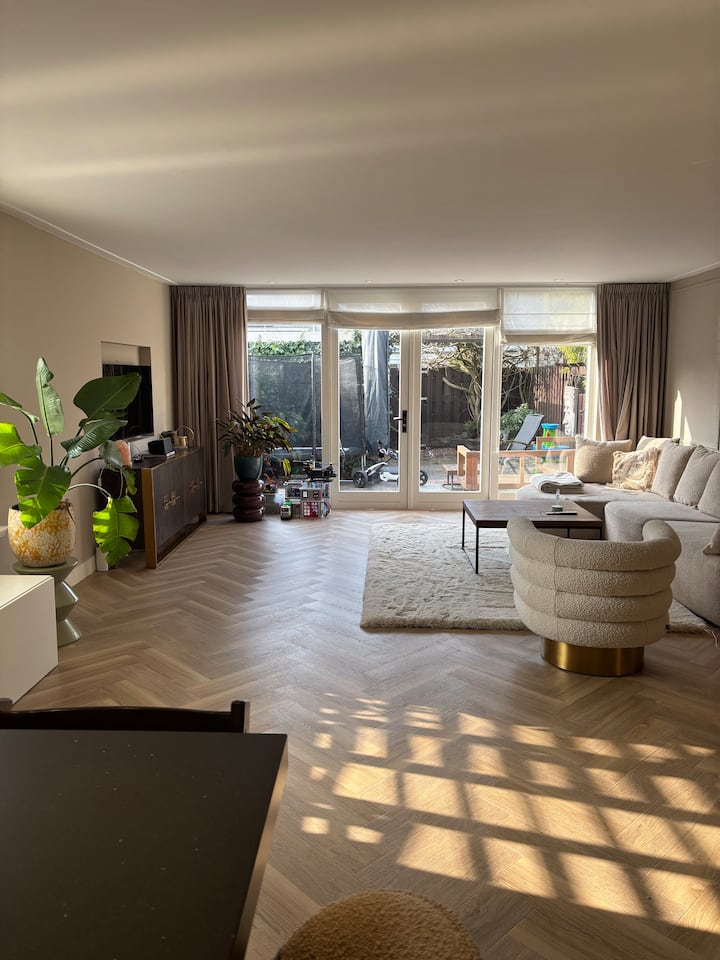 Luxe Gezinswoning Met 2 Badkamers Nabij Amsterdam - Amsterdam