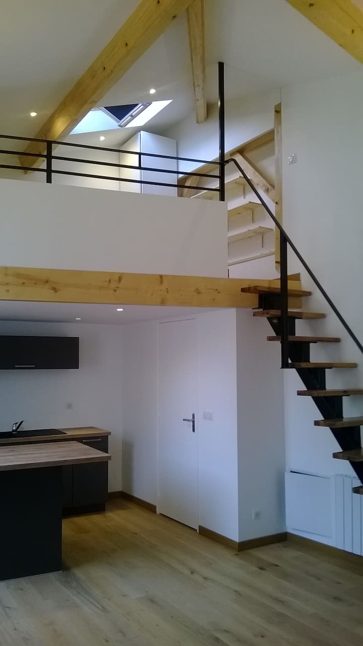 Appartement Cœur De L'ecusson Location Au Mois - Le Crès