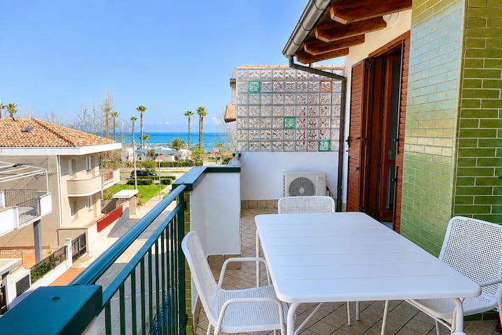 Dimora Del Mare - Wohnung 3 Meerblick Mit Balkon - Roseto degli Abruzzi