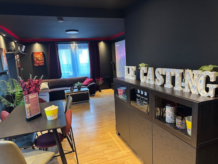 Casting68 – Appartement Cinéma Immersif Pour 5 - EuroAirport Basel-Mulhouse-Freiburg (BSL)
