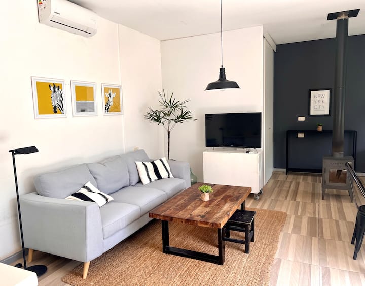 Amplio Y Luminoso Monoambiente - Durazno