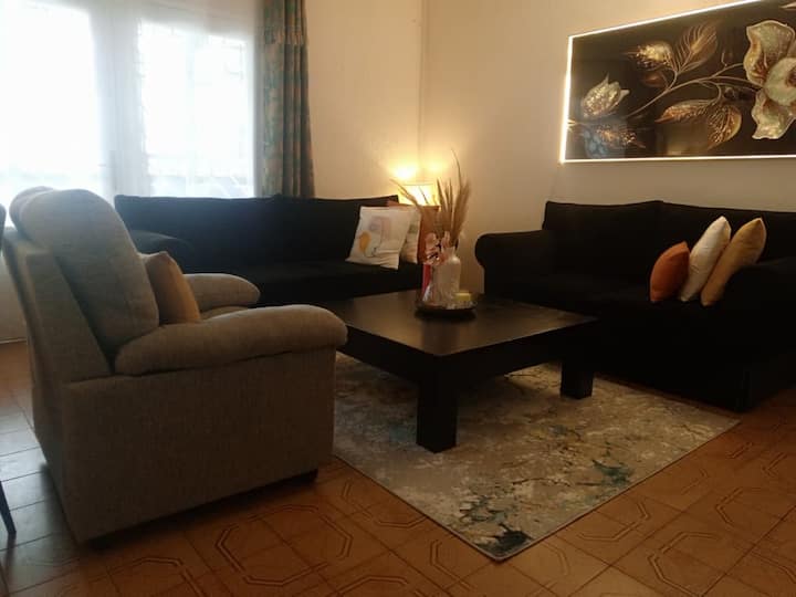 Appartement Chaleureux, Cosy Et Calme - Libreville