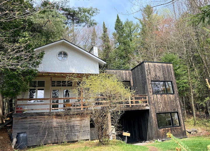 The Forest Home Retreat - Sainte-Agathe-des-Monts