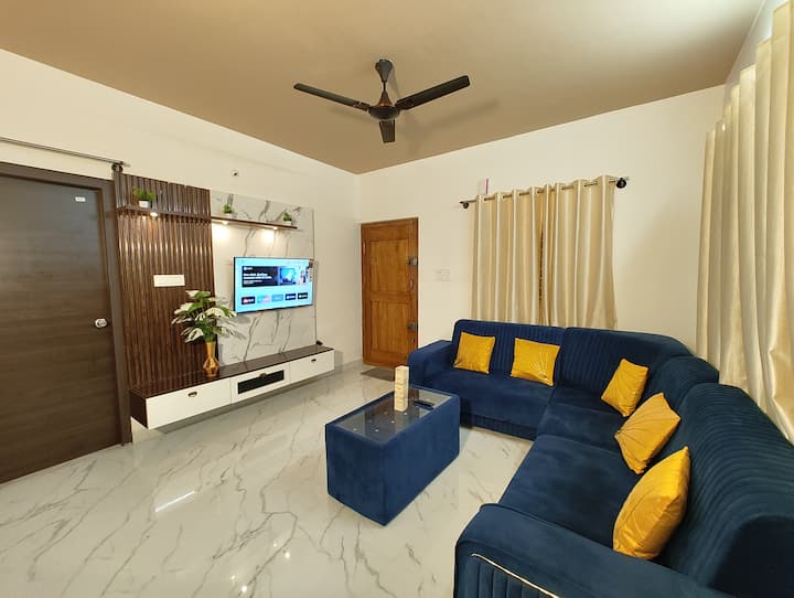 Namasvi: 3bhk Luxurious Home @1st Floor, Peaceful - Mysuru