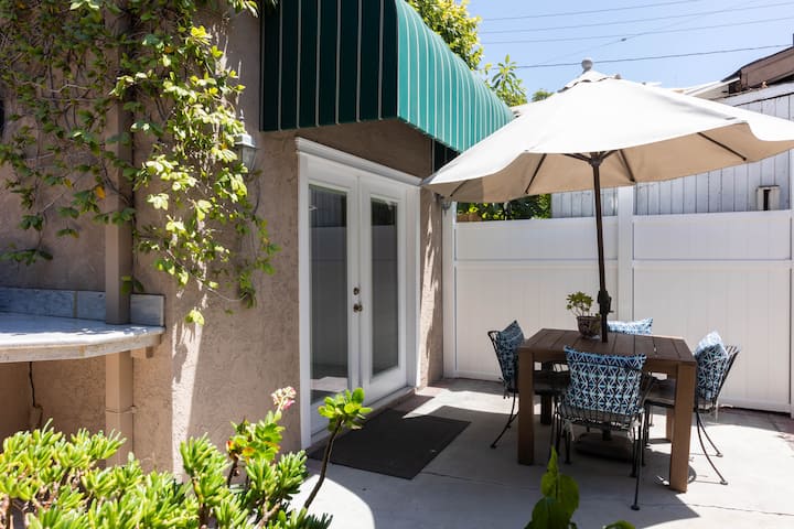 Private Garden Retreat-bh/weho/cedars-sinai - Beverly Hills, CA